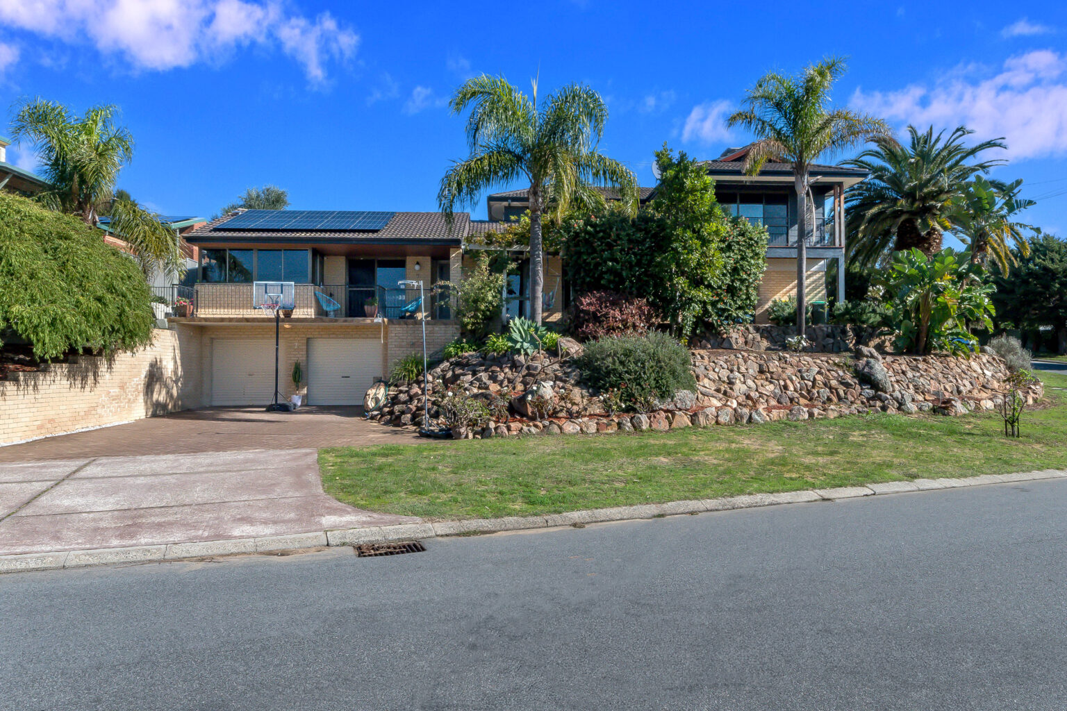 Sara Muir Real Estate – Perth